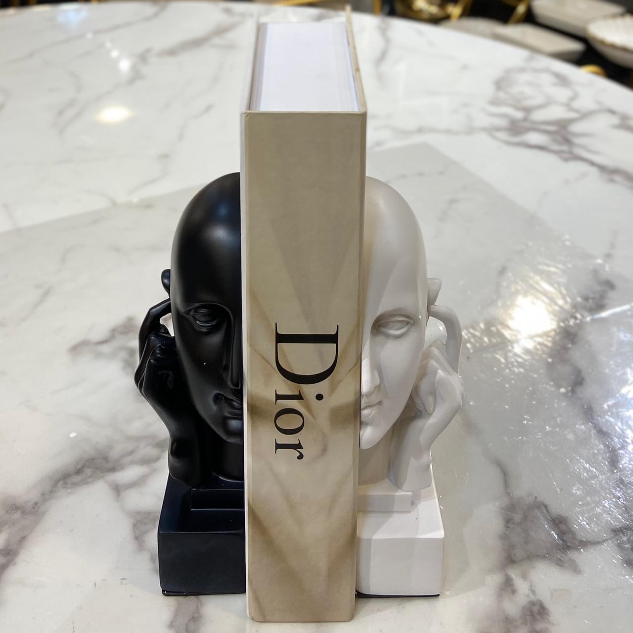1 Pair Face shape Bookend (B&W) – Zahra Stores